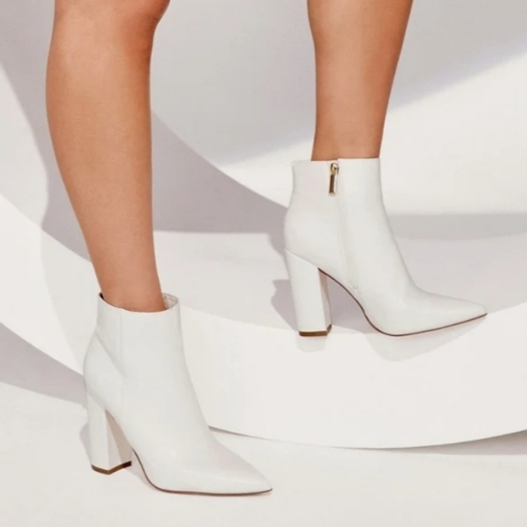 JustFab | Shoes | Nib Justfab Rosamund Booties | Poshmark